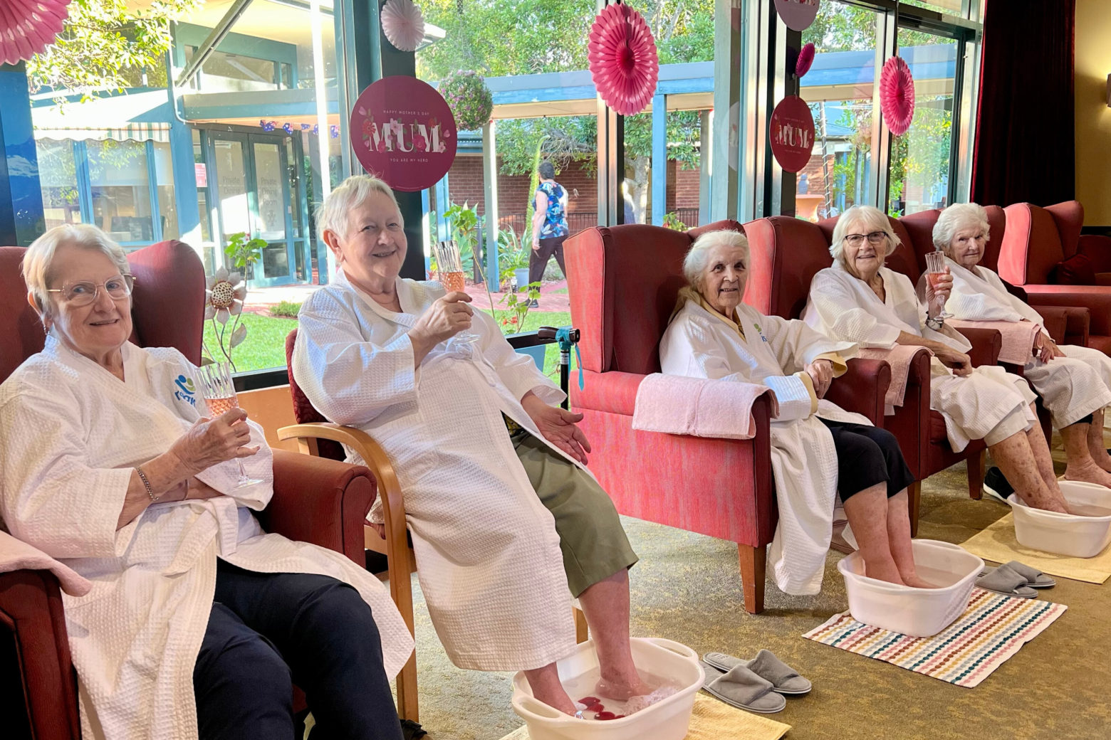 Ladies Spa Day at Regis Birkdale – Regis Aged Care