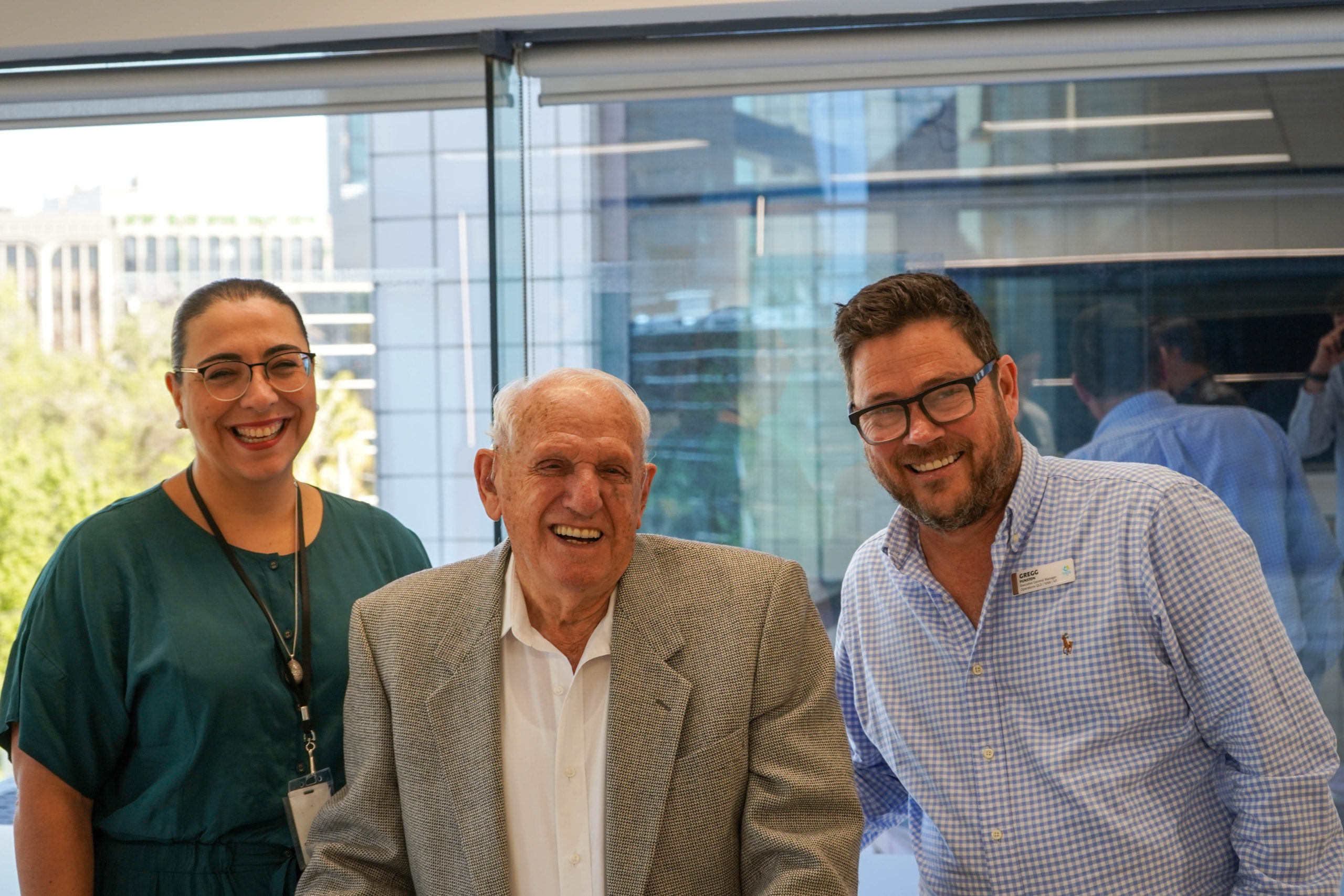 Celebrating Graham King: A story of art and generosity – Regis Aged Care